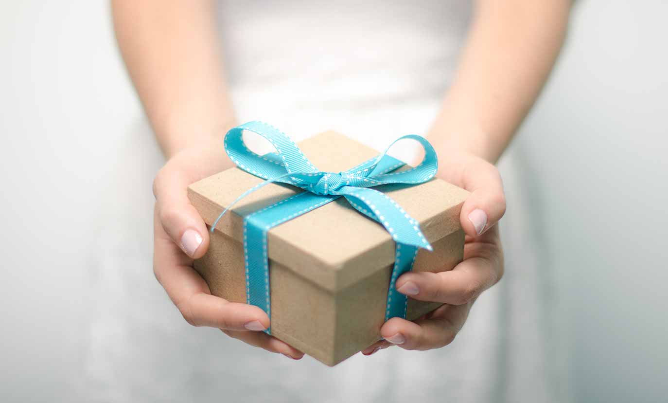 Gift Ideas: Gorgeous & Inexpensive Gifts for Your Secret Santa